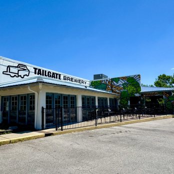 TAILGATE BREWERY MURFREESBORO - Updated August 2025 - 81 Photos & 72 Reviews - 210 Stones River ...