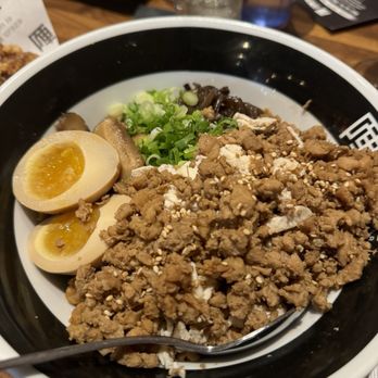 JINYA RAMEN BAR - VANCOUVER DOWNTOWN - Updated October 2025 - 1049 ...
