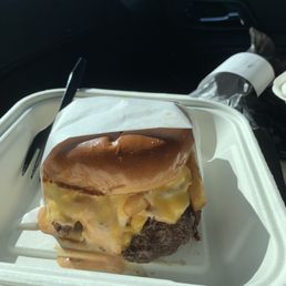 LOUD BURGER - Updated November 2024 - 217 Photos & 266 Reviews - 22497 ...