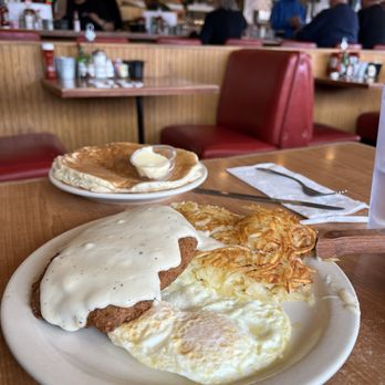 LIL’ JON RESTAURANT & LOUNGE - Updated September 2024 - 575 Photos ...