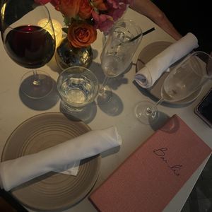 BAR LIS - 288 Photos & 210 Reviews - 1541 Wilcox Ave, Los Angeles ...