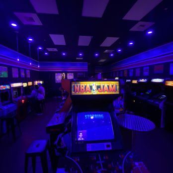 HIGH SCORES ARCADE - Updated March 2025 - 35 Photos & 28 Reviews - 459 ...