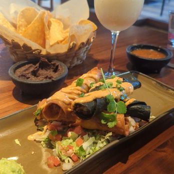 SOL MEXICAN COCINA - Updated May 2024 - 832 Photos & 656 Reviews - 1910 ...