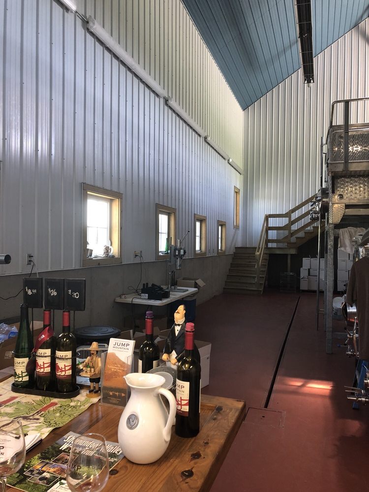 JUMP MOUNTAIN VINEYARD - 1493 Walkers Creek Rd, Rockbridge Baths ...