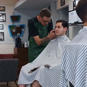 ALTON’S OLD SCHOOL BARBERSHOP - Updated April 2025 - 23 Photos & 53 ...