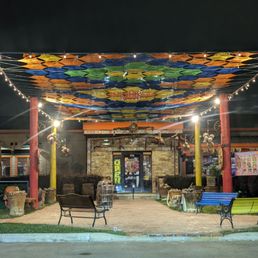 EL REFU - Updated October 2025 - 122 Photos & 93 Reviews - 17111 ...