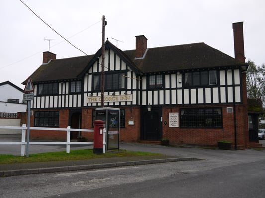 THE GEORGE INN - The Crossroads, Middle Wallop, Hampshire, United ...
