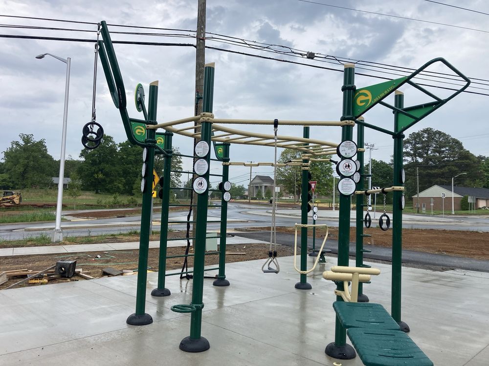 BRICKYARD OUTDOOR FITNESS ZONE - Updated May 2024 - 7310 Brickyard Rd ...