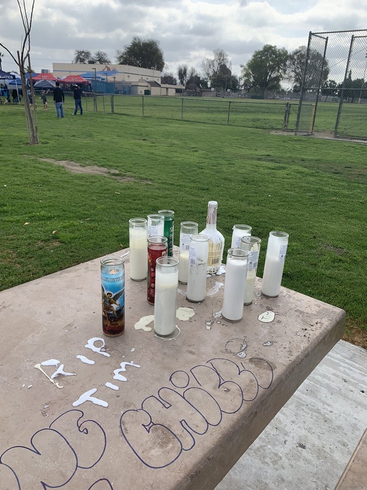 THOMPSON PARK - 17 Photos & 15 Reviews - 14001 S Bellflower Blvd ...