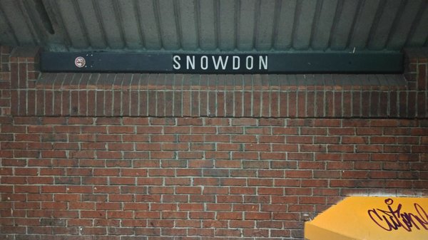 MÉTRO SNOWDON - Updated May 2026 - 5111 Chemin Queen Mary, Montréal ...
