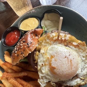 FEDERAL HOUSE - Updated November 2024 - 480 Photos & 528 Reviews - 24 ...