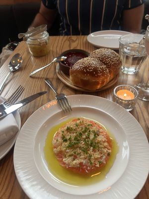 MAVEN - Updated November 2025 - 14 Photos - 112 Harbord St, Toronto ...