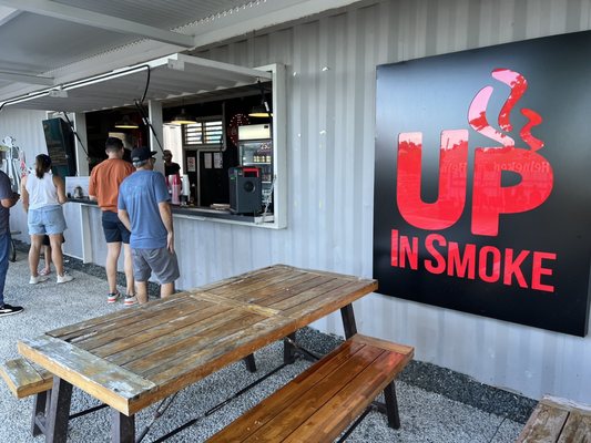 LOS TRAILERS - Updated July 2025 - 27 Photos - Calle de Barbosa S/N ...