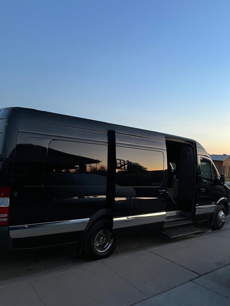 ROYAL LIMO RIDES - Updated May 2025 - Phoenix, Arizona - Limos - Phone ...