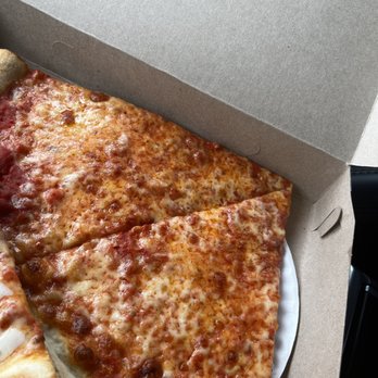 TAORMINA RISTORANTE & PIZZERIA - Updated July 2024 - 173 Photos & 143 ...