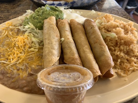 GUS JR NO 6 - 23 Photos & 66 Reviews - 1292 N Waterman Ave, San ...