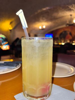 LA CUEVA DEL CHICKEN INN - Updated May 2025 - 47 Photos & 29 Reviews ...