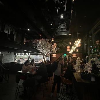 EMBER KITCHEN - 338 Photos & 131 Reviews - 800 W Cesar Chavez St ...