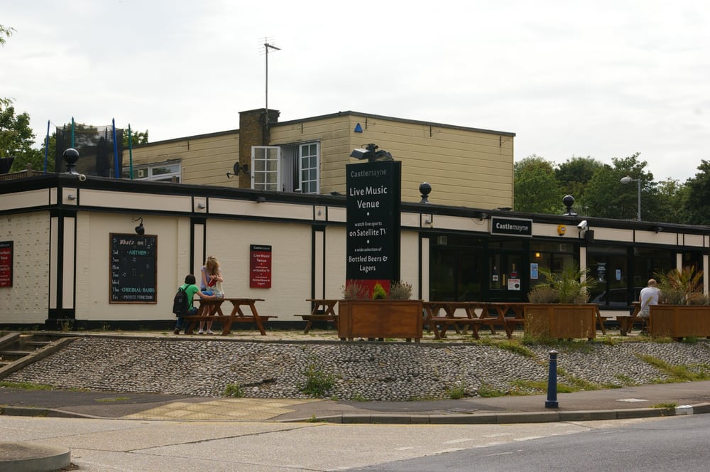CASTLE MAYNE - Updated November 2024 - Basildon, Essex, United Kingdom ...