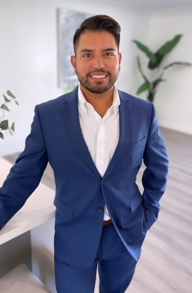 ALEX PEREZ - PLATINUM LIVING REALTY - Updated August 2025 - 20551 N ...