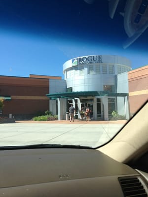 ROGUE CREDIT UNION - Updated October 2025 - 68 Reviews - 1330 Poplar Dr ...