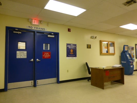 AMTRAK - Updated January 2026 - 37 Photos & 31 Reviews - 11 W Baltimore ...