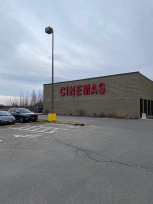 BANGOR MALL CINEMAS 10 - Updated April 2026 - 31 Reviews - 557 ...