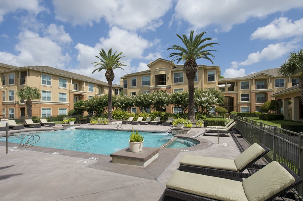 GABLES METROPOLITAN UPTOWN - Updated October 2025 - 15 Photos & 44 ...