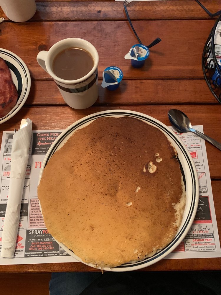 KRAEMER’S THREE LAKES BAR & GRILL - Updated December 2025 - N939 ...