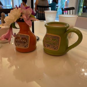 HESTER’S CAFE & COFFEE BAR - SIX POINTS - 545 Photos & 578 Reviews ...