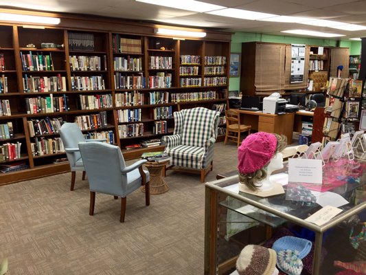 HUNTER PUBLIC LIBRARY - Updated July 2025 - 10 Photos - 7965 Main St ...