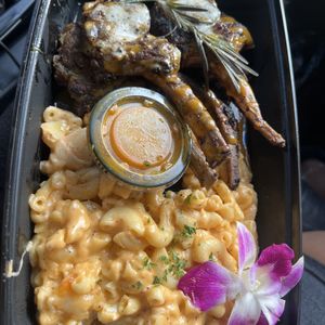 CHEF NEM KITCHEN TO GO - 13 Photos - 3305 Reading Rd, Cincinnati, Ohio ...