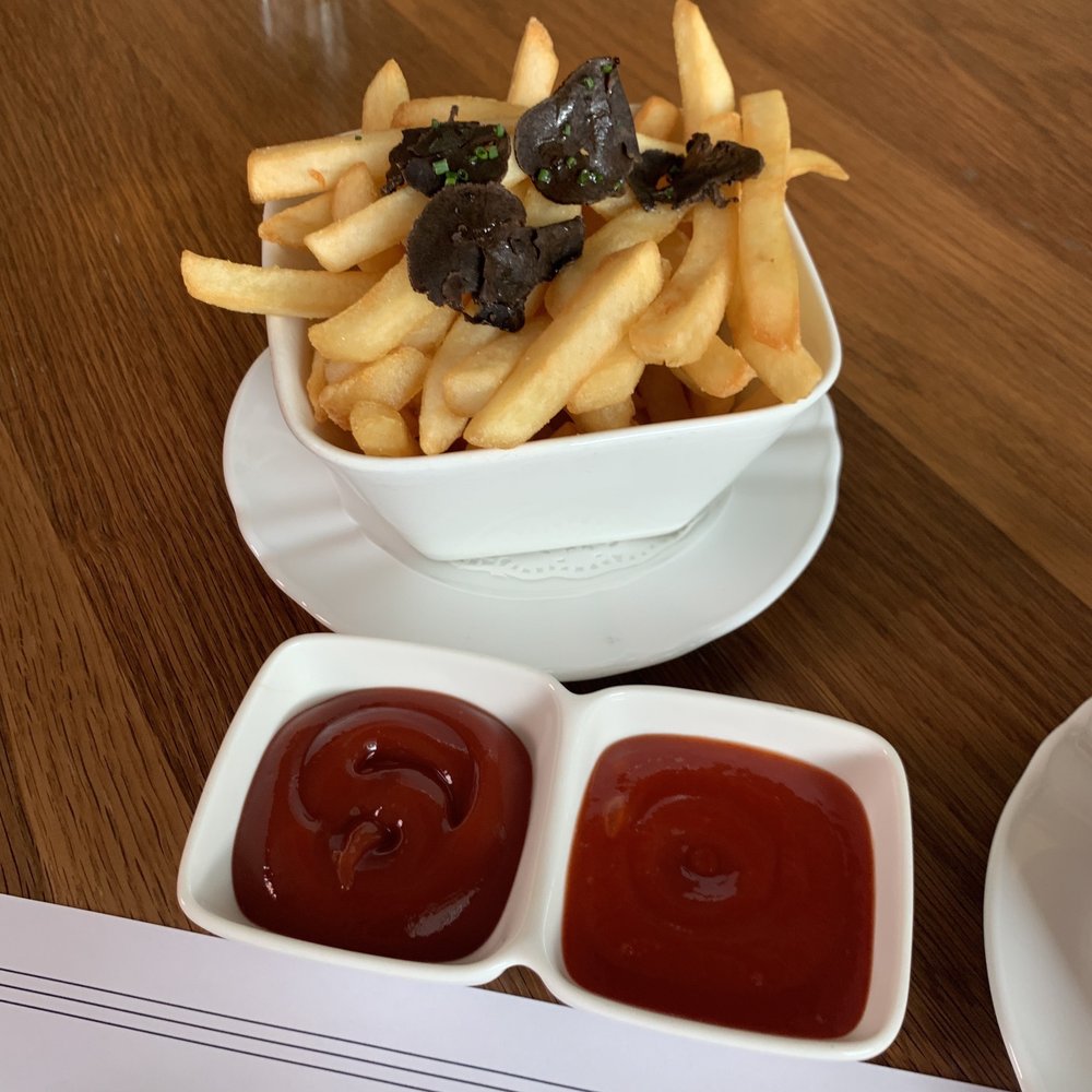 THE WHITE RABBIT - 127 Photos & 37 Reviews - 39C Harding Rd, Singapore ...