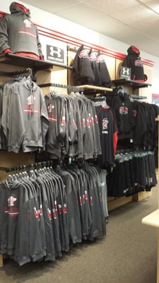 CSUN CAMPUS STORE - Updated January 2025 - 14 Photos & 27 Reviews ...