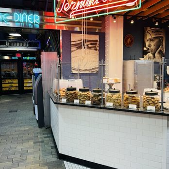 TERMINI BROS BAKERY - Updated September 2024 - 497 Photos & 312 Reviews ...