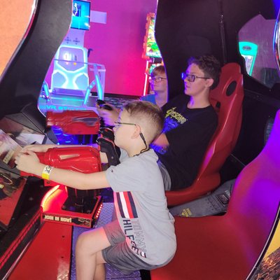 FUN ZONE AMUSEMENT & SPORTS PARK - Updated July 2025 - 46 Photos & 47 ...