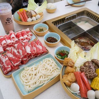 SEVENTEEN HOT POT - Updated August 2024 - 174 Photos & 37 Reviews ...