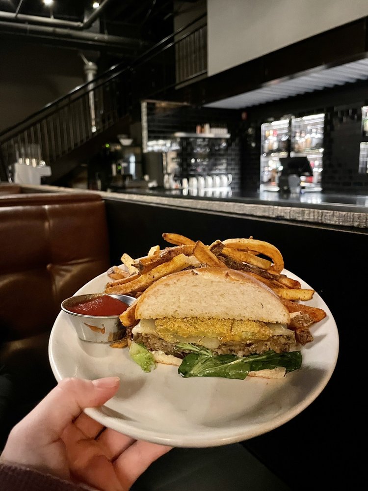 ICEHOUSE - Updated February 2025 - 640 Photos & 516 Reviews - 2528 ...