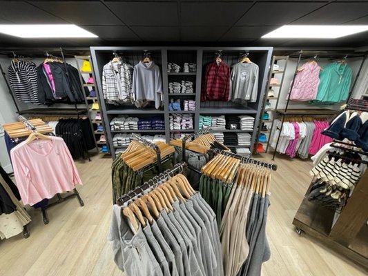 THE BLACK DOG GENERAL STORE - Updated August 2025 - 24 Ocean Ave ...