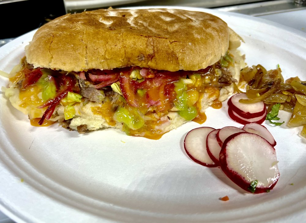 EL MILAGRO TACO TRUCK - 1212 Petaluma Hill Rd, Santa Rosa, California ...