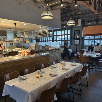 ENCINA - Updated January 2026 - 337 Photos & 173 Reviews - 614 W Davis ...