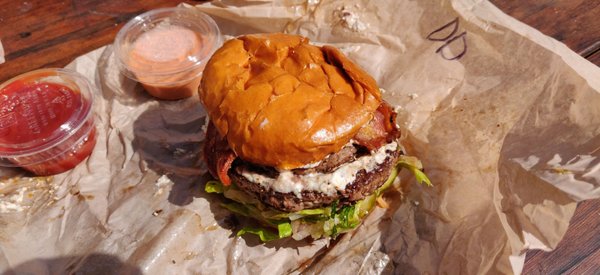 LITTLE BIG BURGER - Updated August 2024 - 161 Photos & 335 Reviews ...