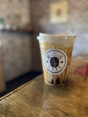 MIS RAICES CAFÉ - Updated December 2025 - 131 Photos & 98 Reviews ...