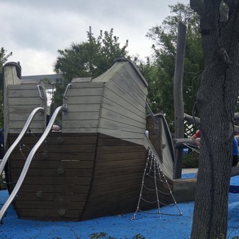 GLAZER FAMILY PLAYGROUND - Updated December 2025 - 66 Photos & 13 ...