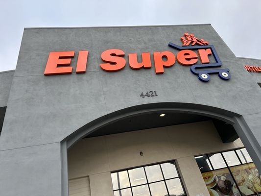 EL SUPER - Updated October 2025 - 223 Photos & 131 Reviews - 4421 ...