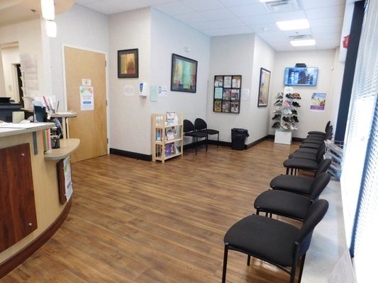 OPTUM PODIATRY - GARDEN CITY - Updated August 2025 - 10 Reviews - 2403 ...