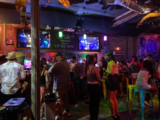 CAFE NEGRIL - Updated July 2024 - 341 Photos & 413 Reviews - 606 ...