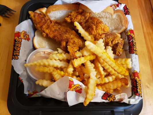 BIRDIES HOT CHICKEN - Updated May 2024 - 23 Photos & 27 Reviews - 135 ...