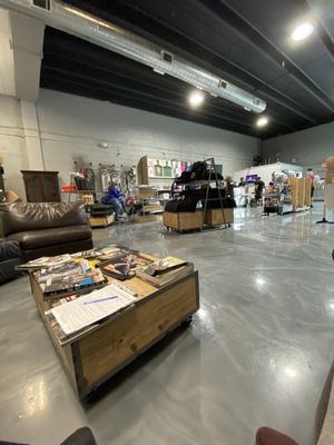 TOP GUN INDOOR RANGE - 41 Photos & 57 Reviews - Outdoor Gear - 12015 SW ...