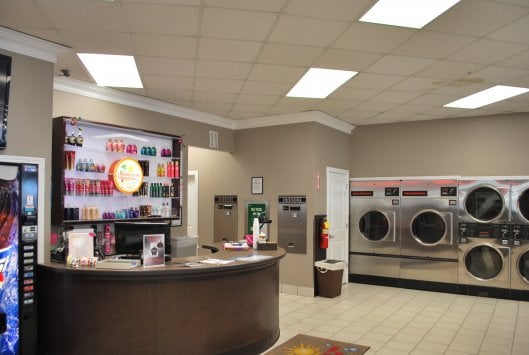 LAUNDRY & TAN CONNECTION - Updated November 2025 - 15 Photos & 10 ...
